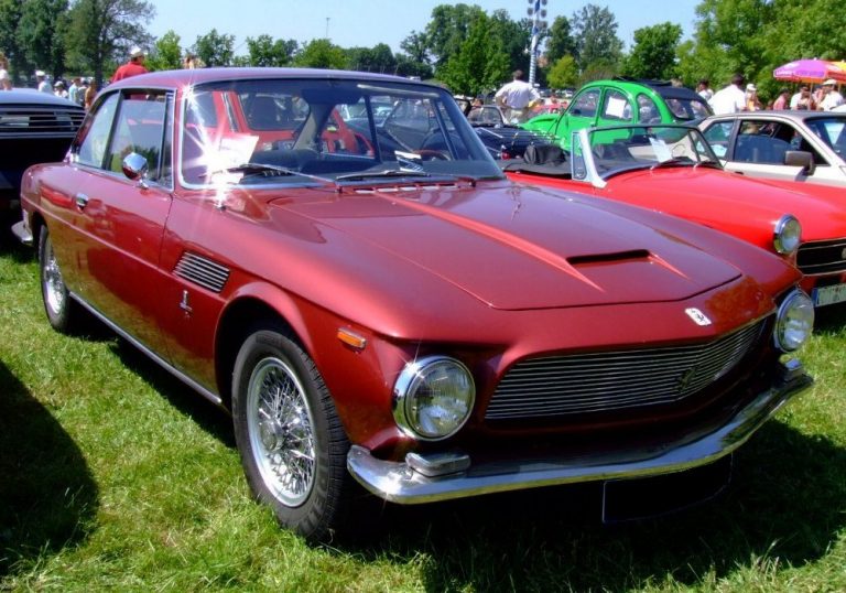 ISO Rivolta IR 300 GT - Classic Car Wiki
