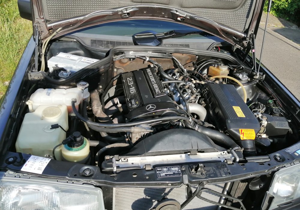 Mercedes-Benz 190 E 2.3-16 Cat - Classic Car Wiki