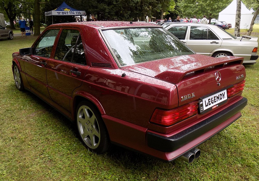 Mercedes-Benz 190 E 2.5 16V - Classic Car Wiki
