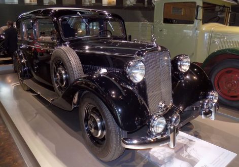 Mercedes-Benz 260 D Pullman Limousine - Classic Car Wiki