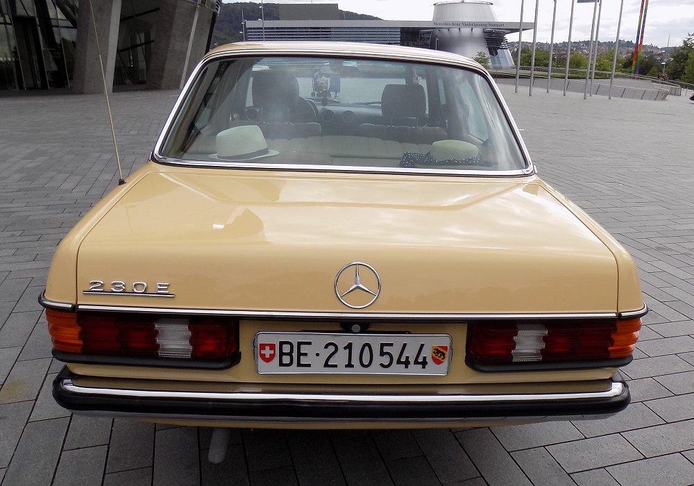 Mercedes-Benz 230 - Classic Car Wiki