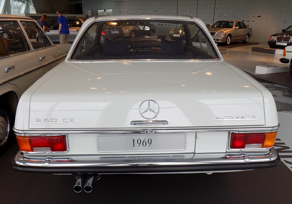 Mercedes-Benz 250 CE Automatic - Classic Car Wiki