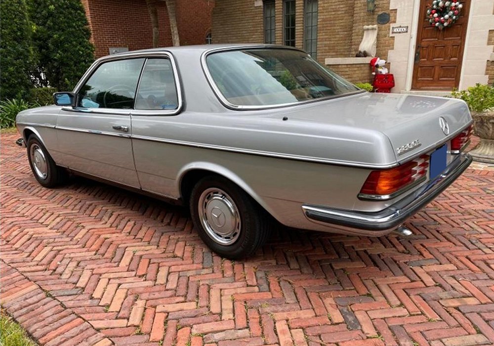 Mercedes-Benz 280 CE Automatic - Classic Car Wiki