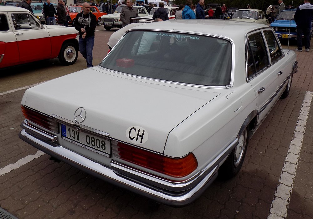 Mercedes-Benz 350 SE Automatic - Classic Car Wiki
